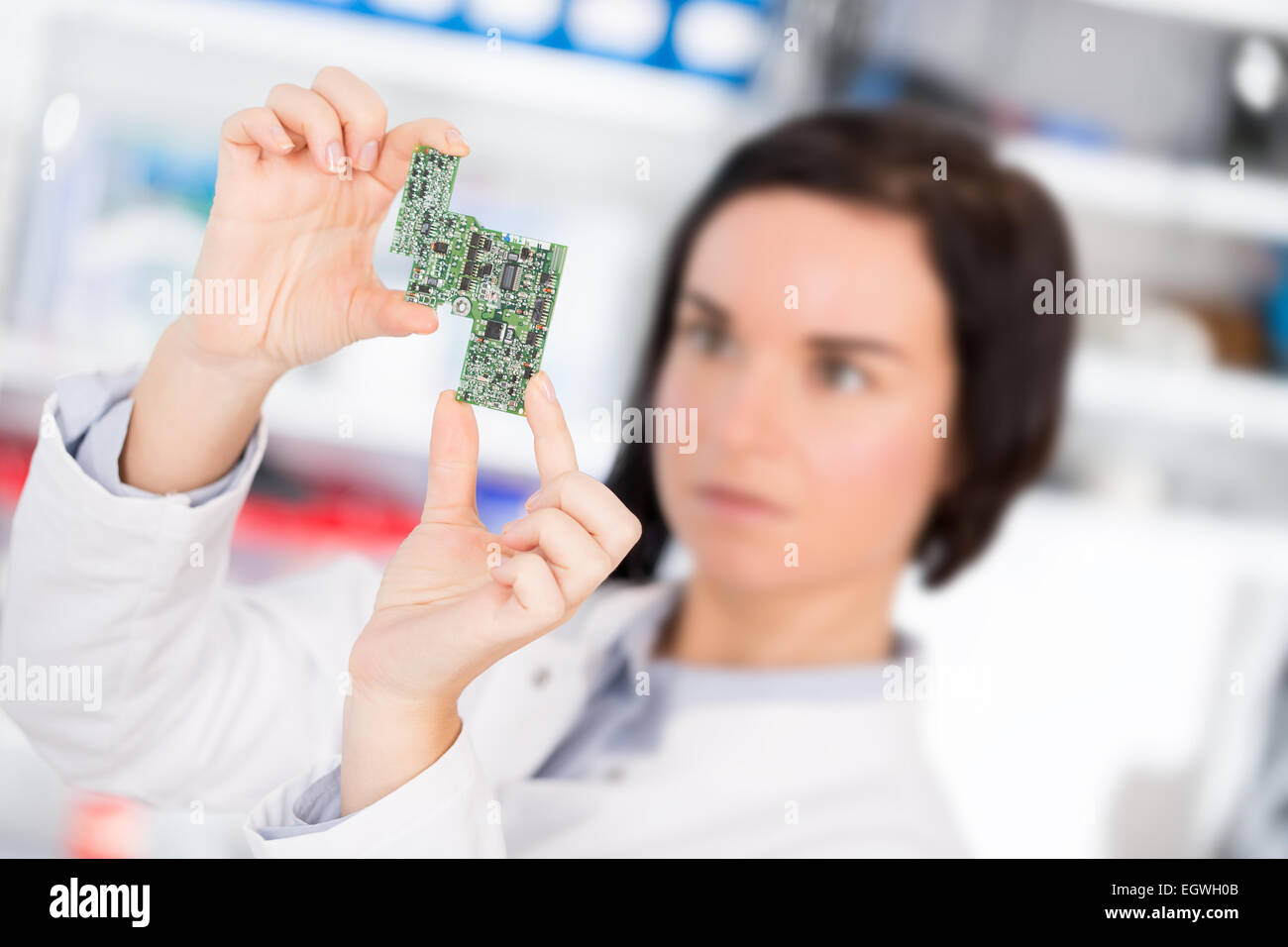 Microchips lab hi-res stock photography and images - Alamy