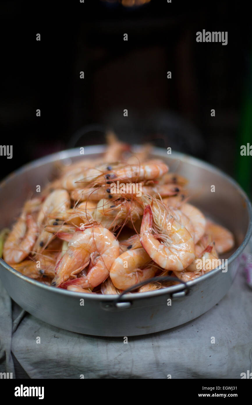 A pile of cooked prawns in a silver, metal bowl. Talat Phlu, Bangkok ...