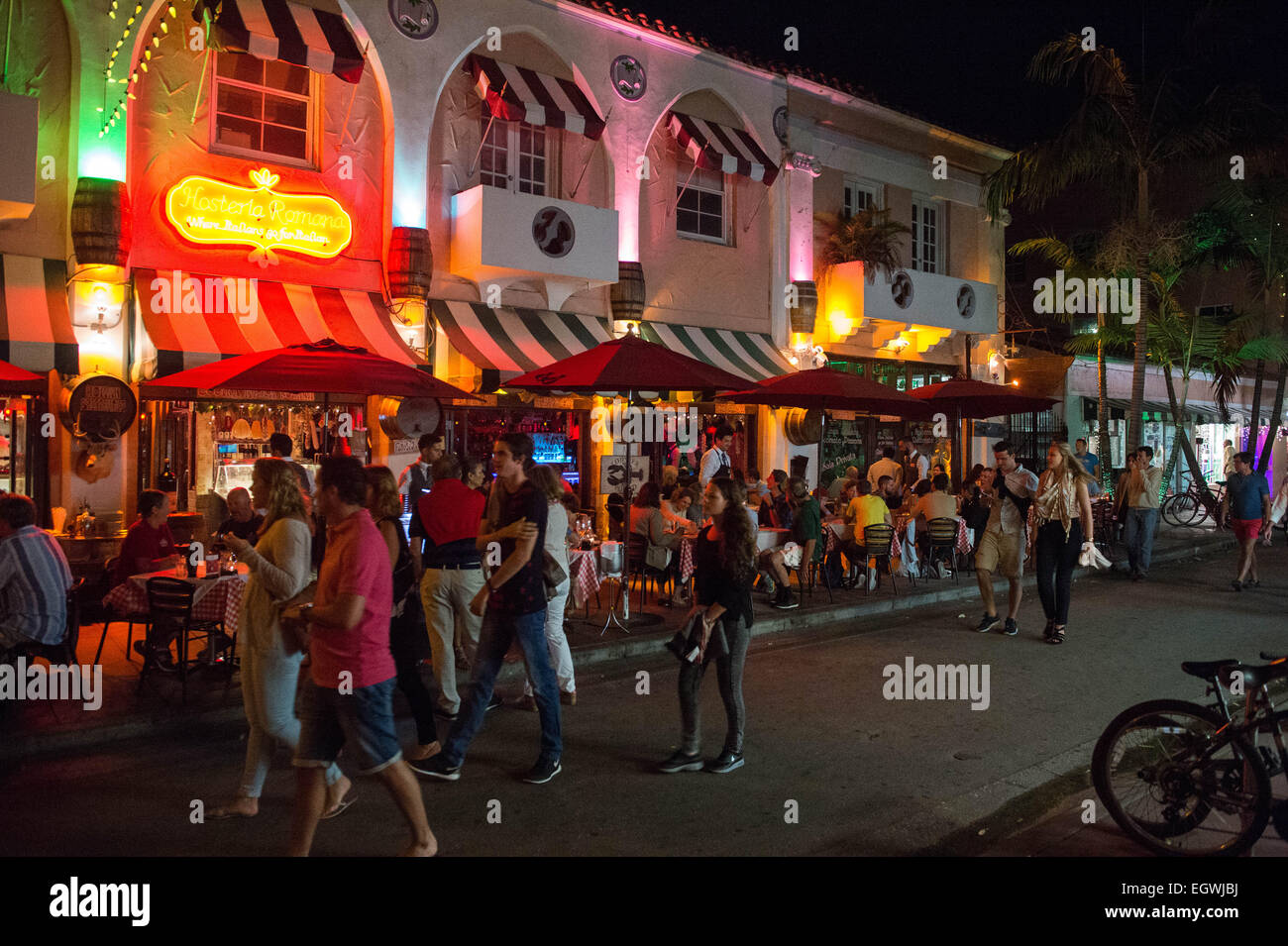 Española way south beach High Resolution Stock Photography and Images ...