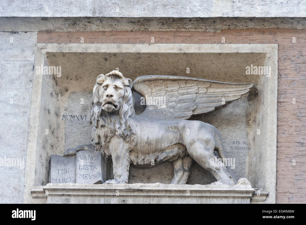 Winged lion rome hi-res stock photography and images - Alamy