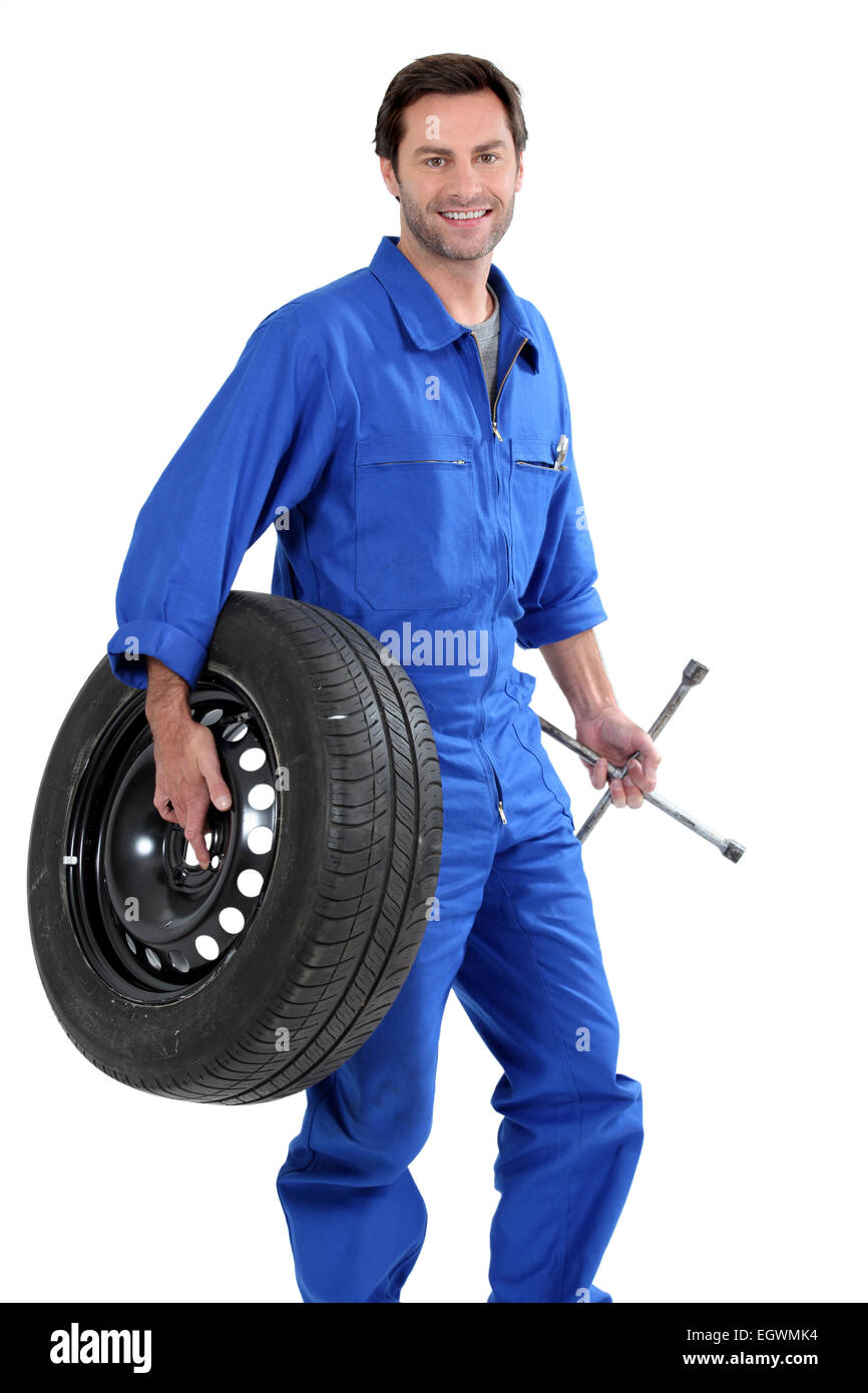 Car mechanic hi-res stock photography and images - Alamy