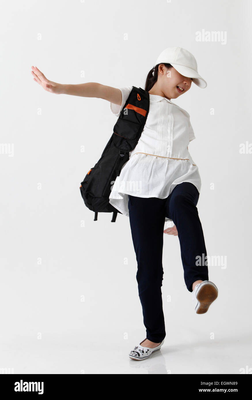 Kid falling down asian hi-res stock photography and images - Alamy
