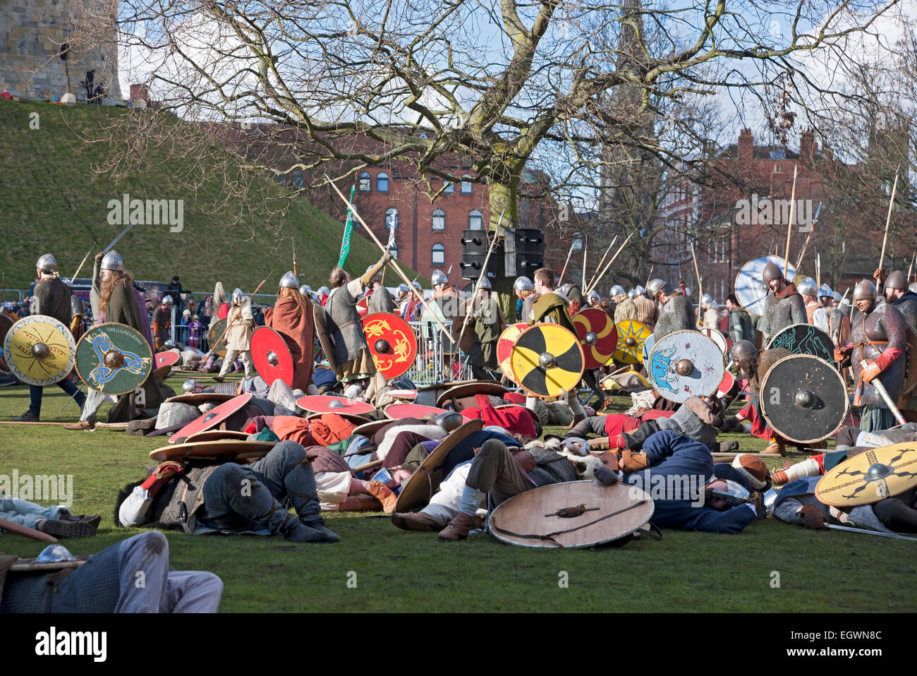 Re enactment viking anglo saxon battle york hi-res stock photography ...