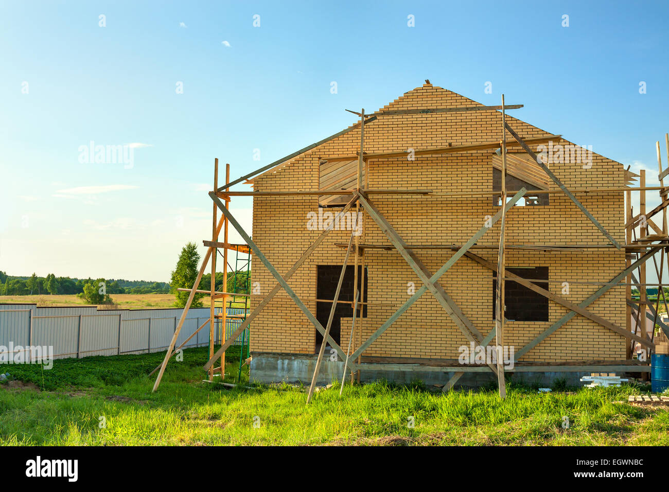 Bricks base building hi-res stock photography and images - Alamy