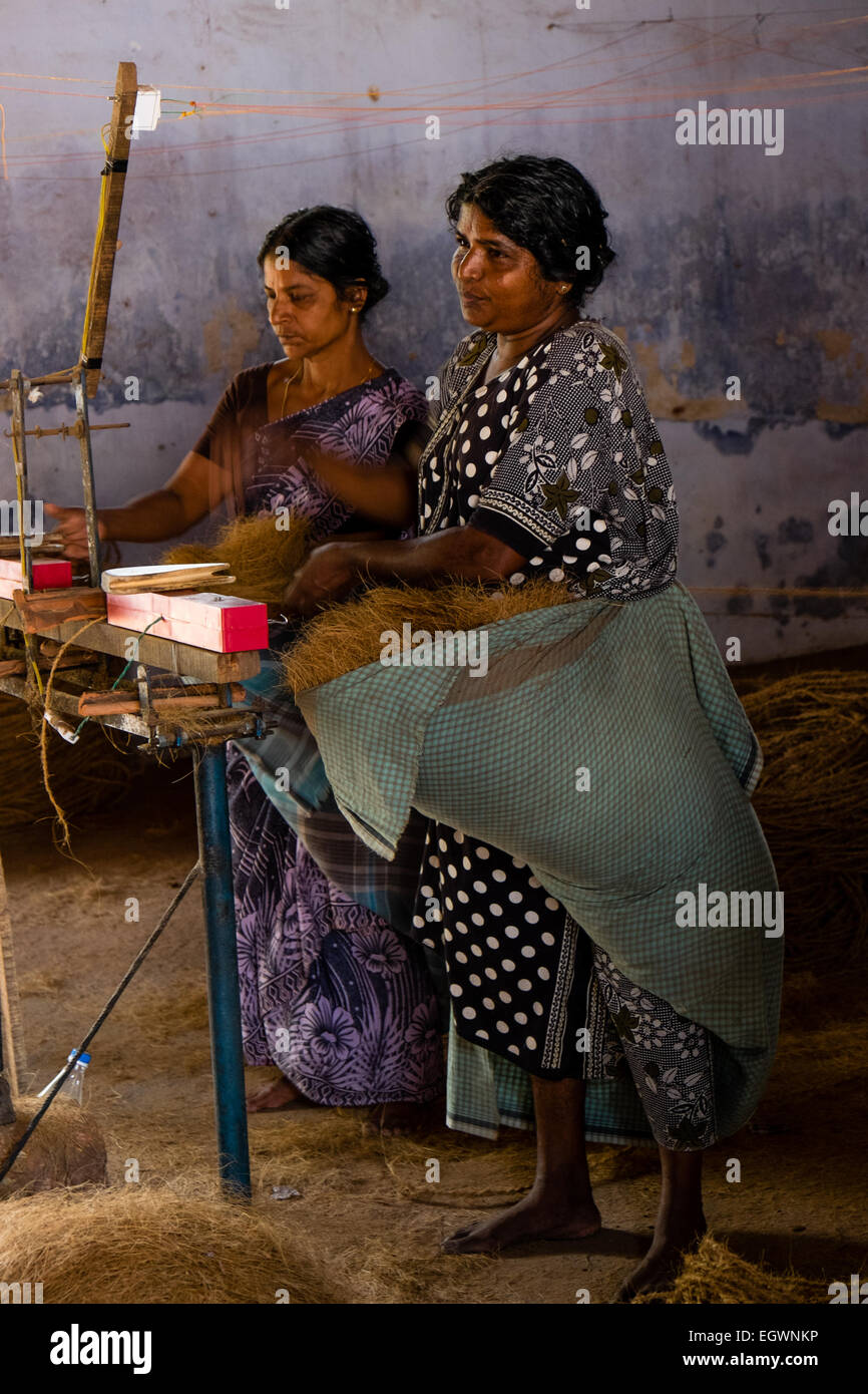 Coir industry in kerala hi-res stock photography and images - Alamy