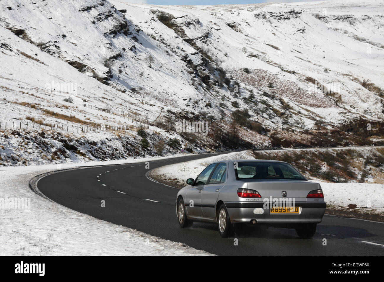 Brecon Beacons, Wales, UK. 3rd March, 2015. UK weather. Snow at the ...