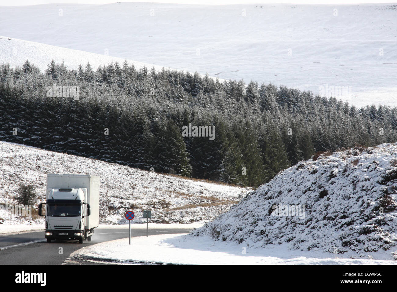 Brecon Beacons, Wales, UK. 3rd March, 2015. UK weather. Snow at the ...