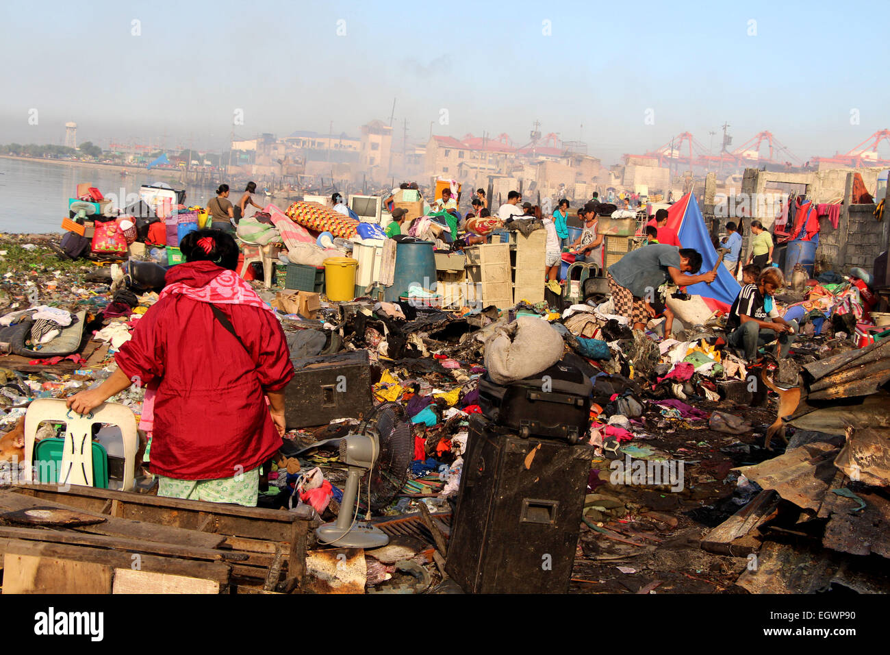 The remain of the community of Parola, Tondo in the City of Manila that ...
