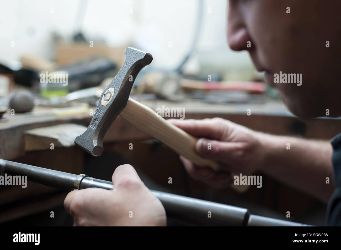 Jewelers bench hi-res stock photography and images - Alamy