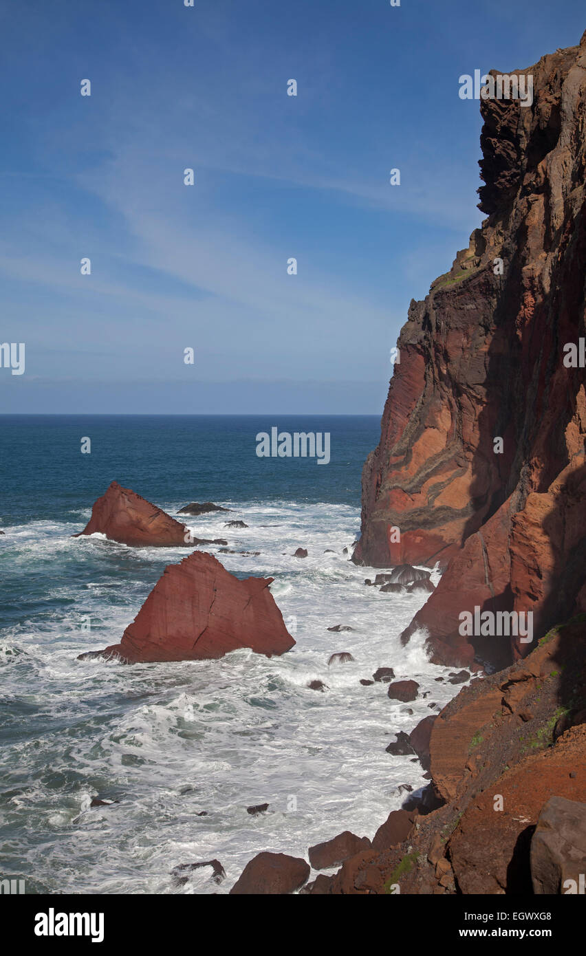 Lava rocks and cliffs at Ponta de São Lourenço Madeira Stock Photo - Alamy