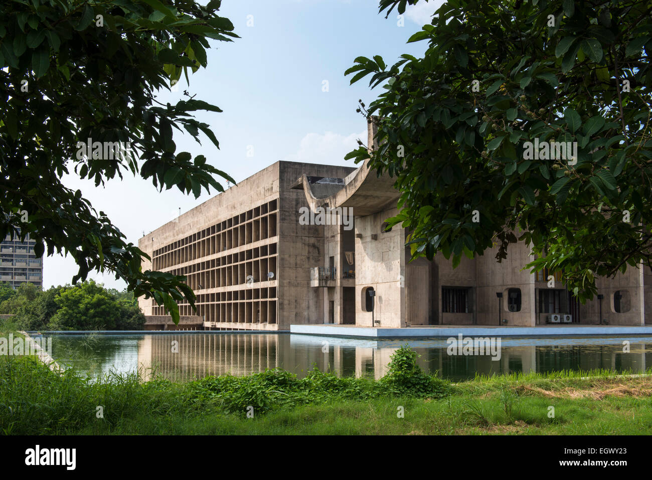 Chandigarh, Palace Of Assembly Reflecting On Lake, Le Corbusier Stock ...