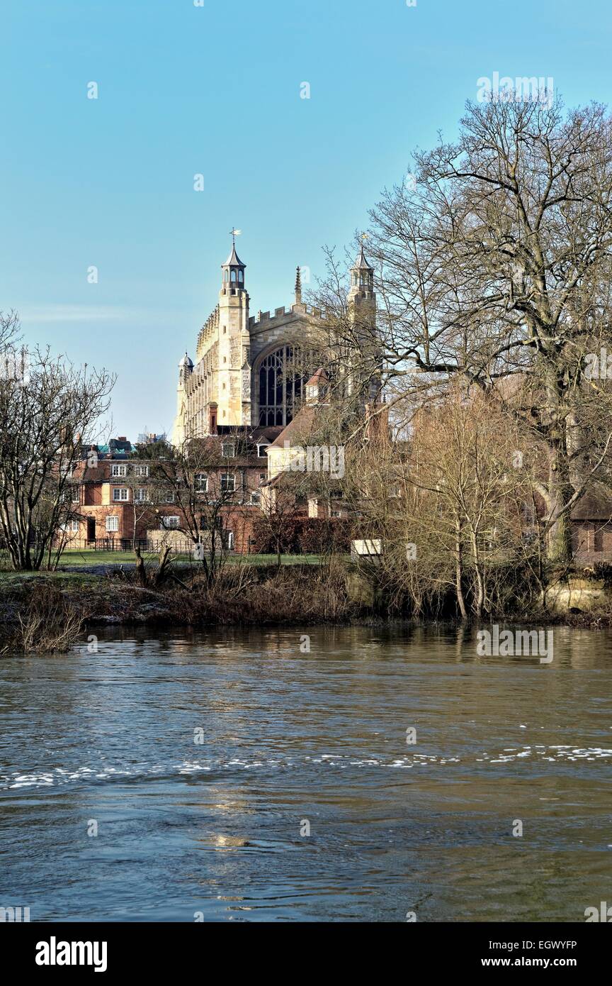 Eton College chapel with River Thames in foreground Stock Photo - Alamy