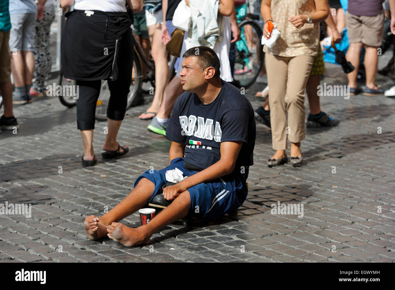 Rome italy beggar hi-res stock photography and images - Alamy