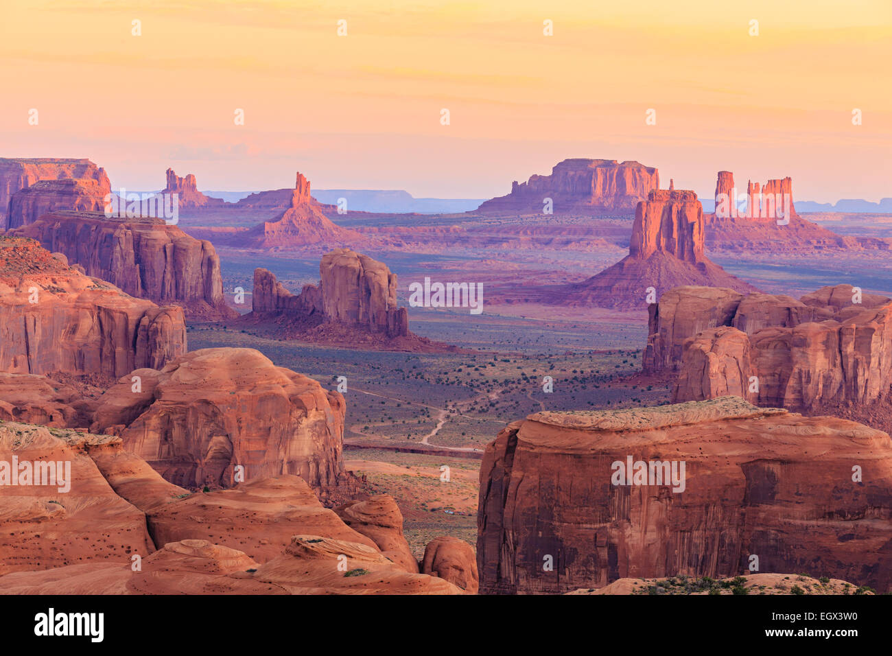 Monument valley magic hi-res stock photography and images - Alamy