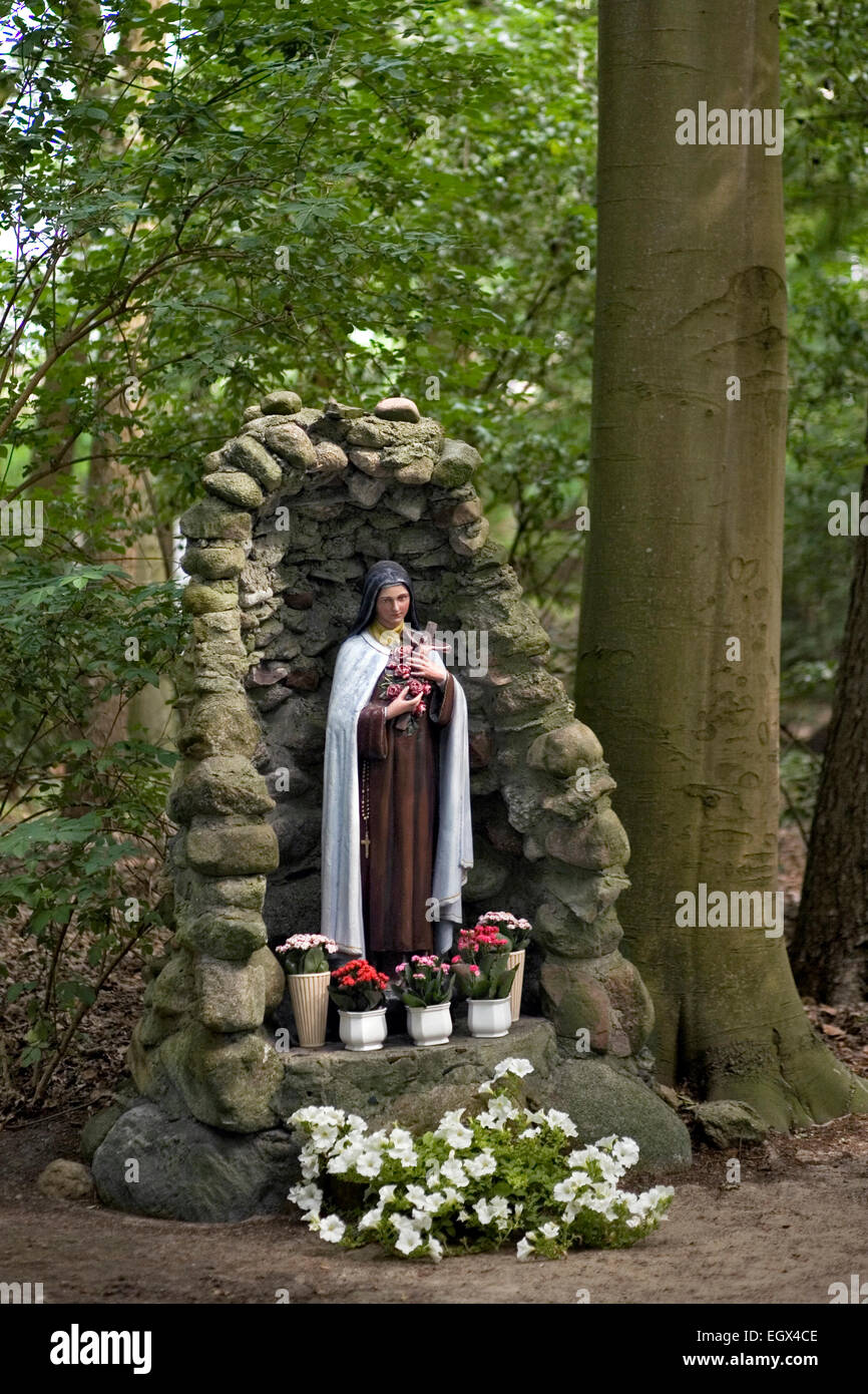 Christianity-Roman Catholicism Netherlands Drenthe Barger Oosterveld ...