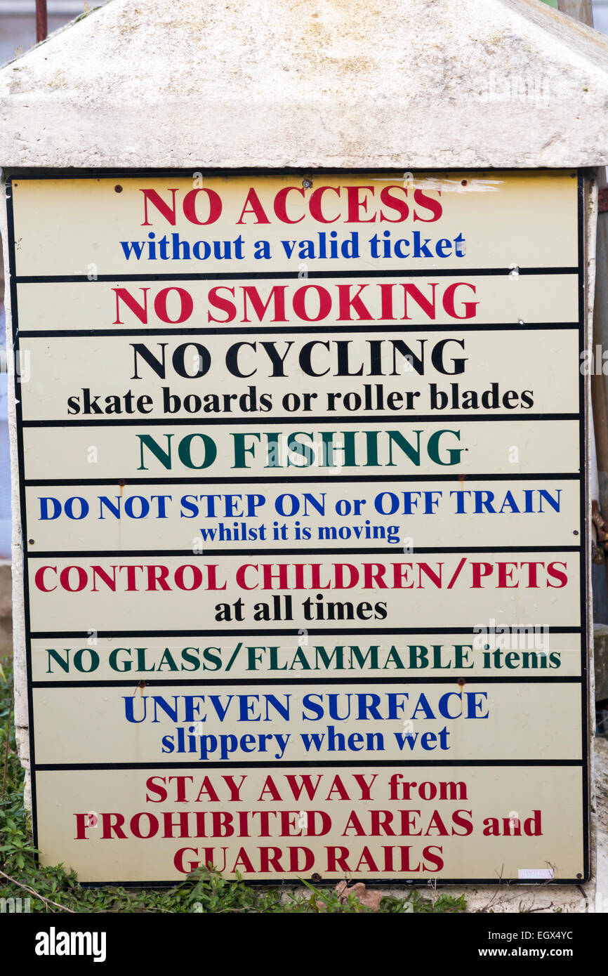 Prohibited items sign hi-res stock photography and images - Alamy