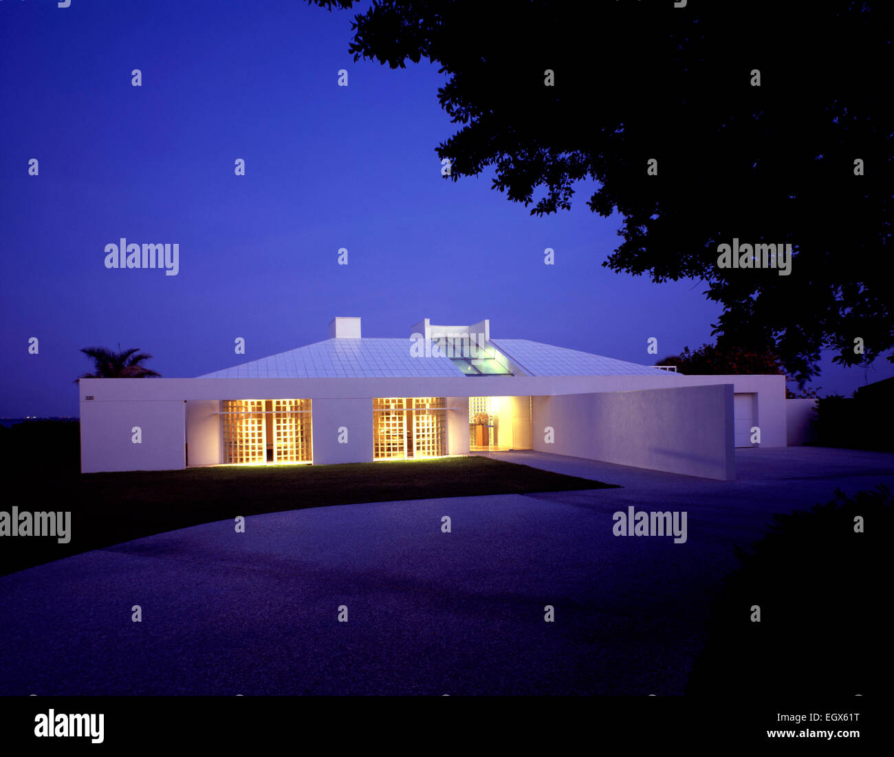 Exterior of modern house at night Stock Photo - Alamy