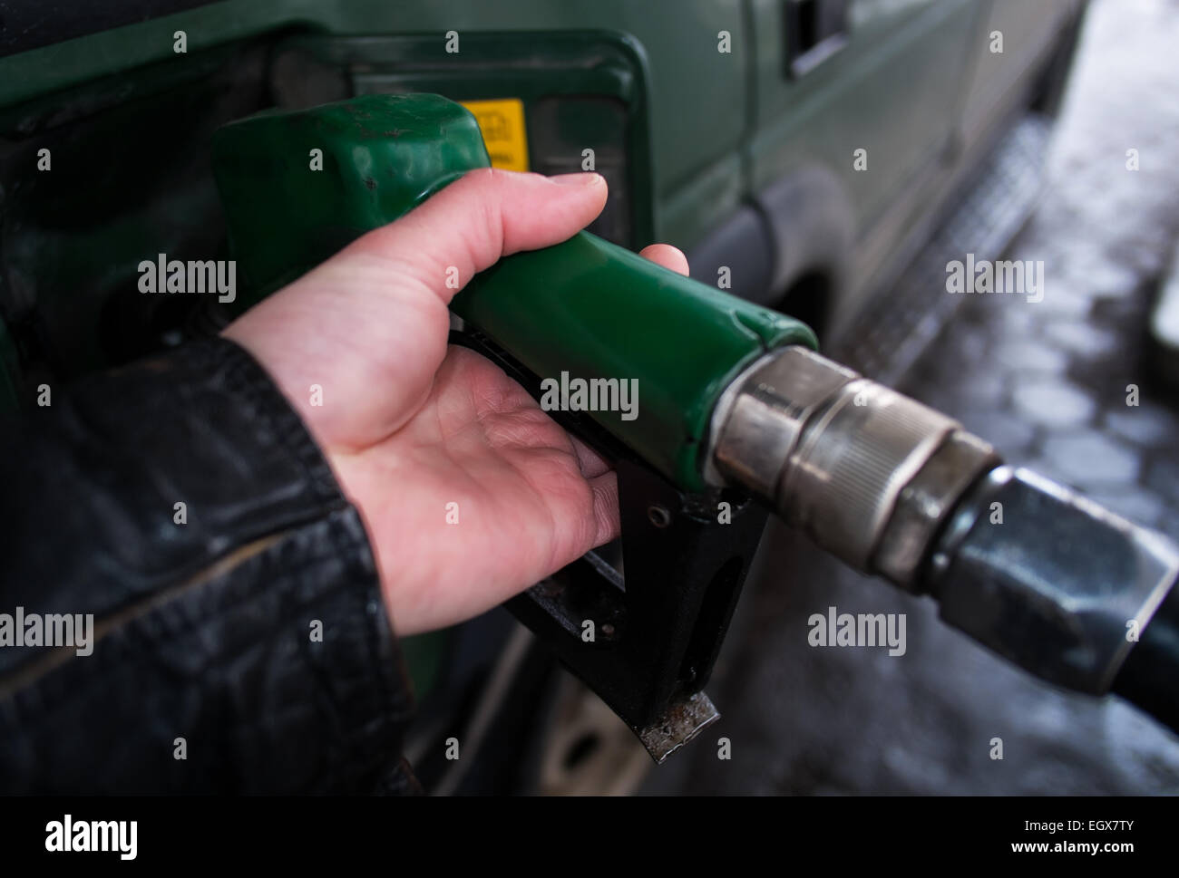 Car body ice hi-res stock photography and images - Alamy
