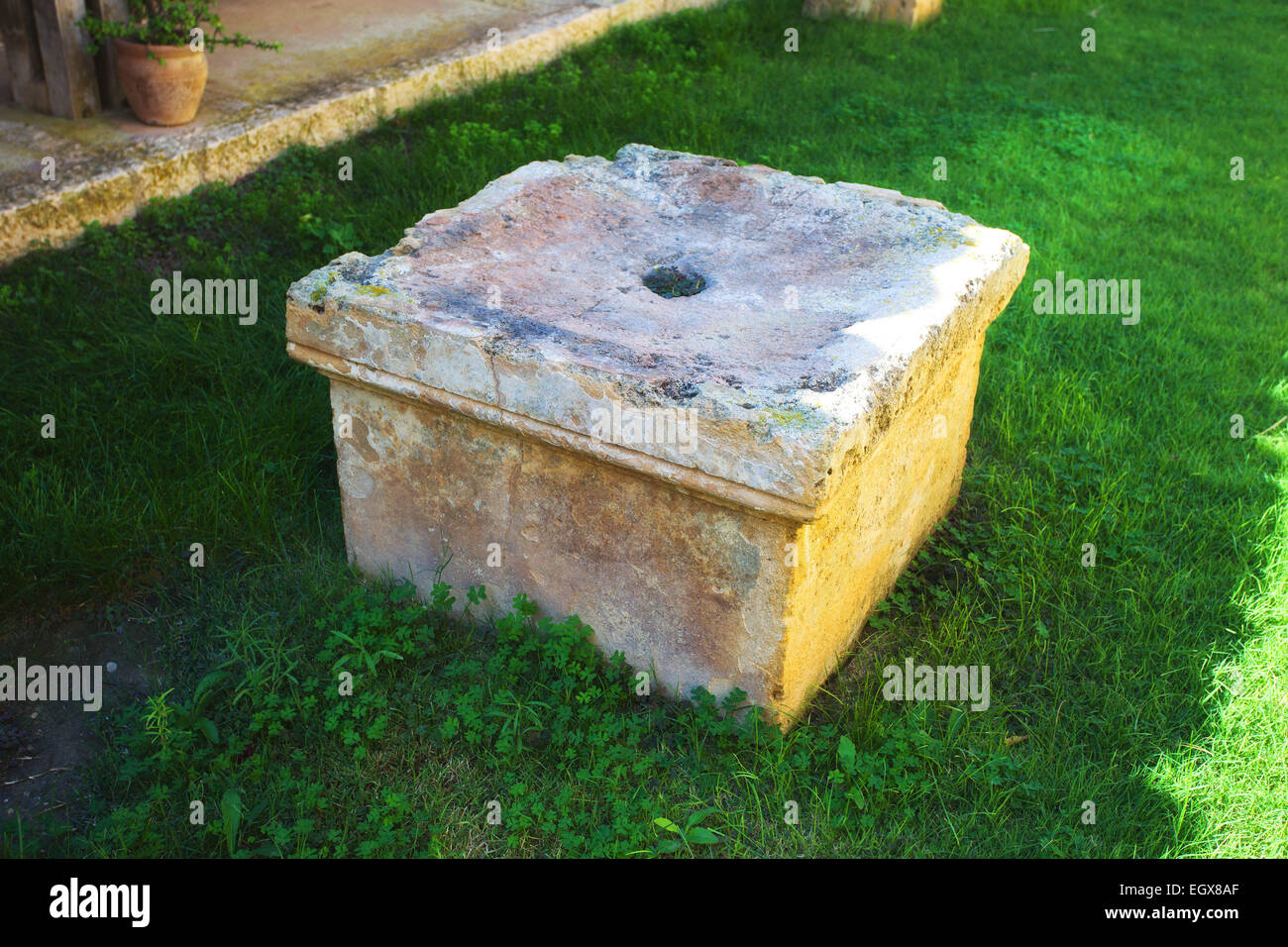 Kamarina, altar from ancient Greek city, Altar Stock Photo - Alamy