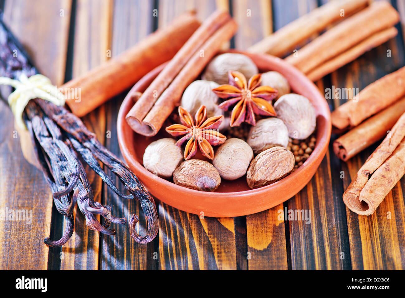aroma spice in bowl and on a table Stock Photo - Alamy