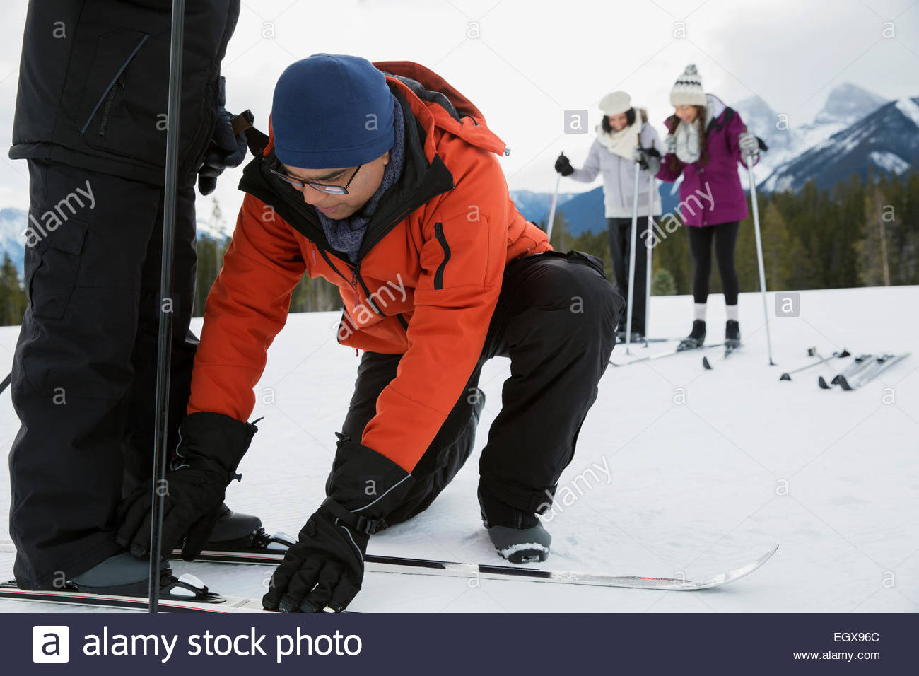 Ski field with mountain hi-res stock photography and images - Alamy
