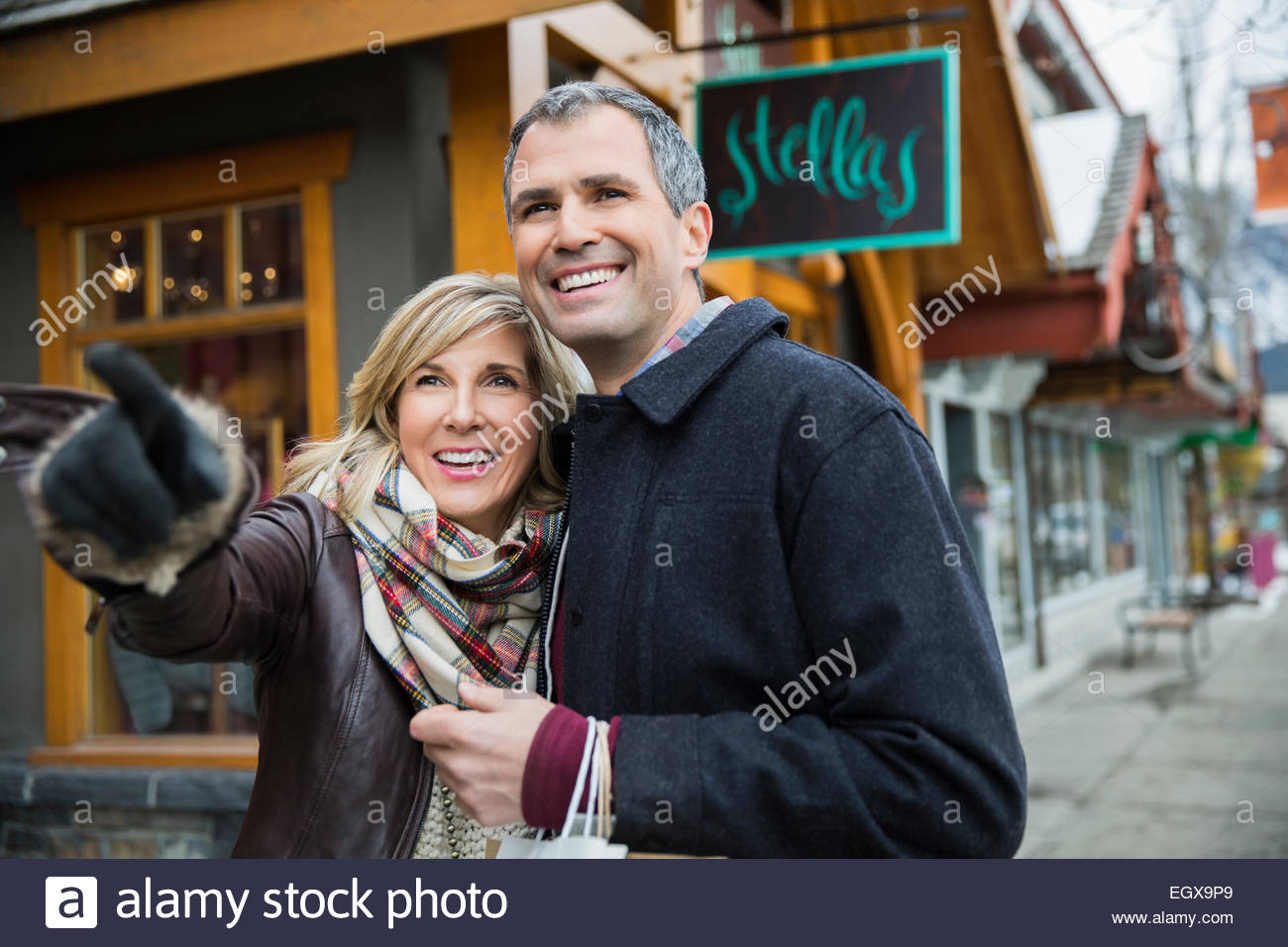 Pointing outside hi-res stock photography and images - Alamy