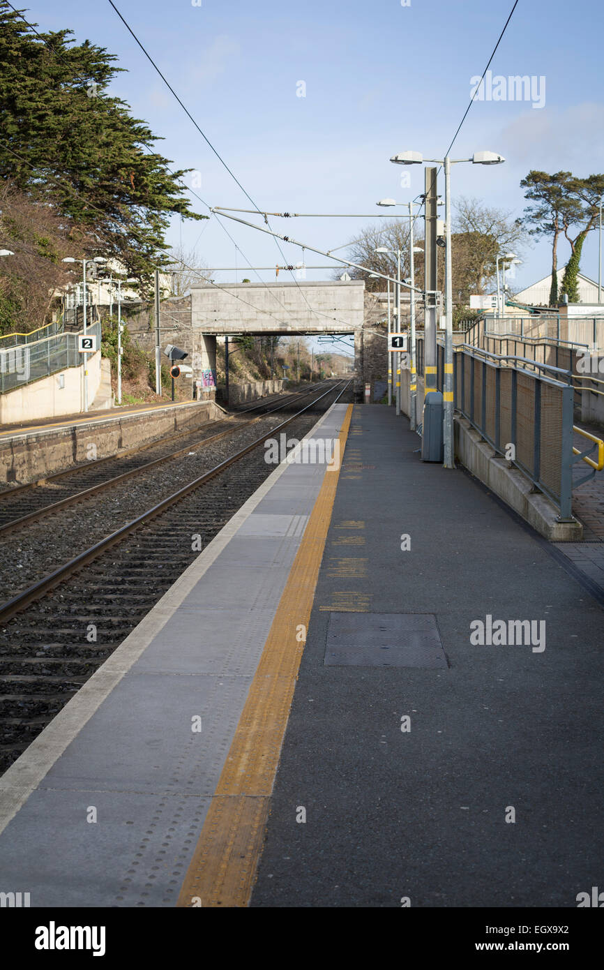 Train stop and train tracks Stock Photo - Alamy