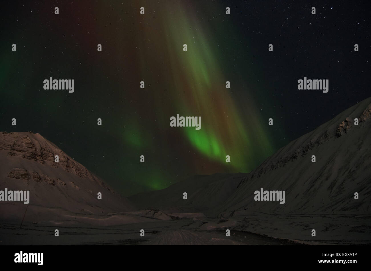 Northern light in Longyearbyen, Svalbard Stock Photo - Alamy