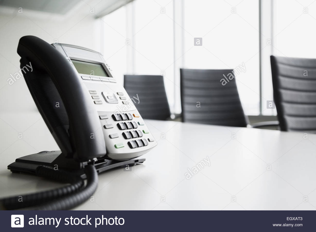 Empty conference table hi-res stock photography and images - Alamy