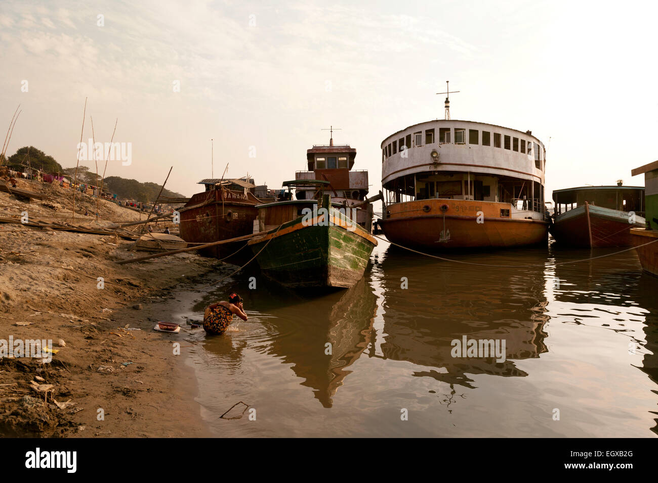 Myanmar boats myanmar ship myanmar ships burma ships hi-res stock ...