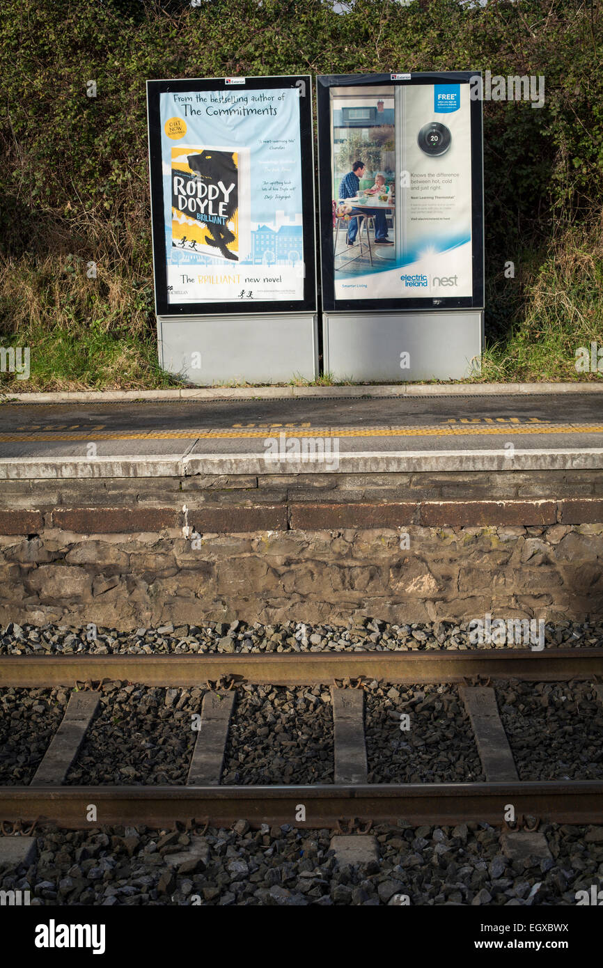 Train stop and train tracks Stock Photo - Alamy