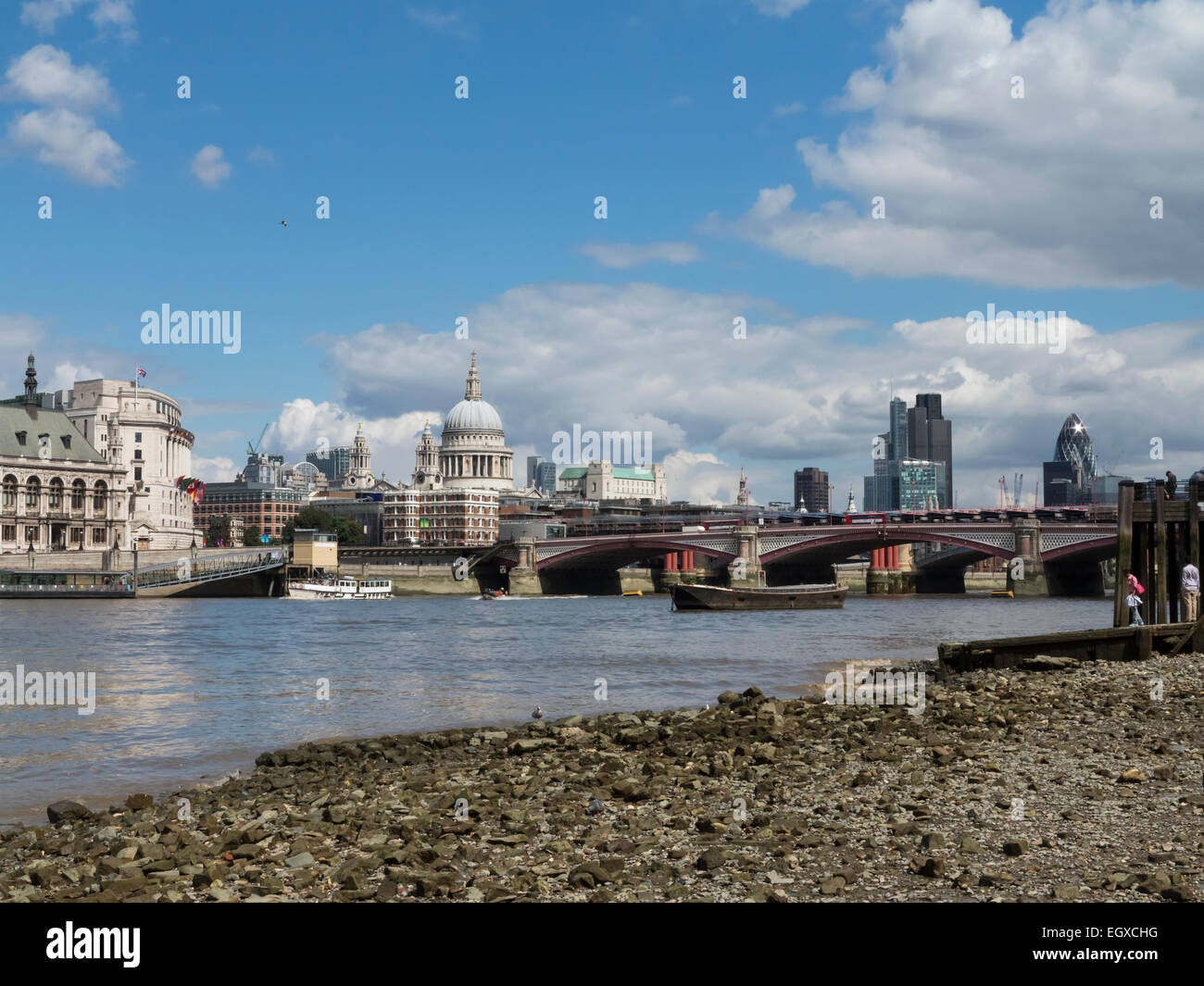 2012 london banks skyline hi-res stock photography and images - Alamy