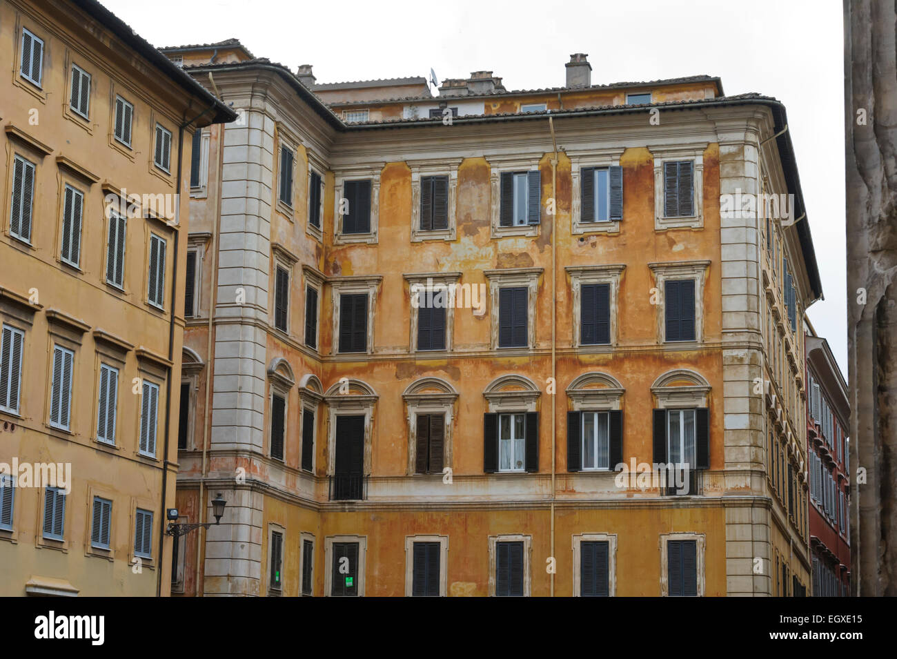 The exterior of a traditional Italian building in Rome, Italy Stock ...