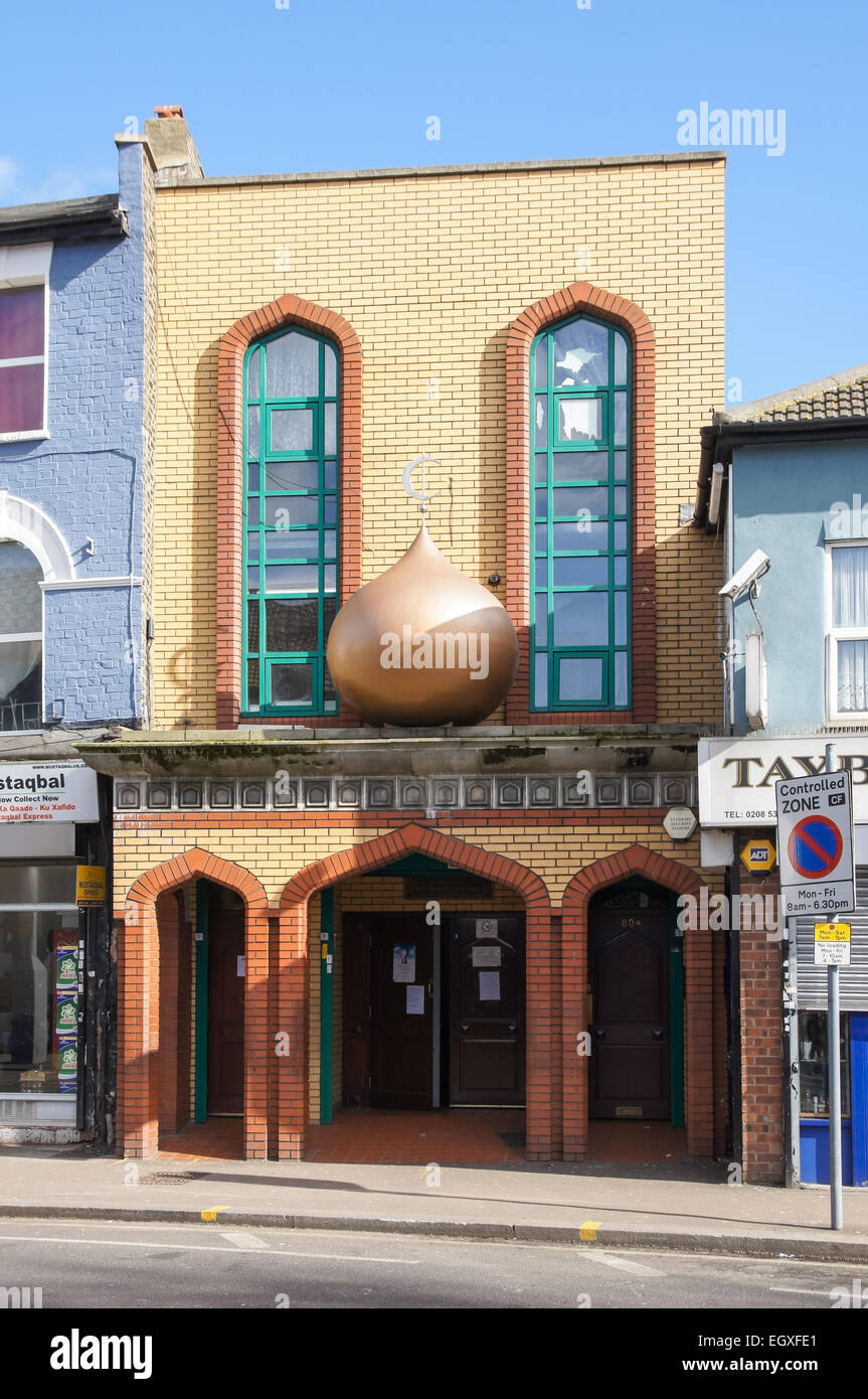 Mosque in Leyton, London England United Kingdom UK Stock Photo - Alamy
