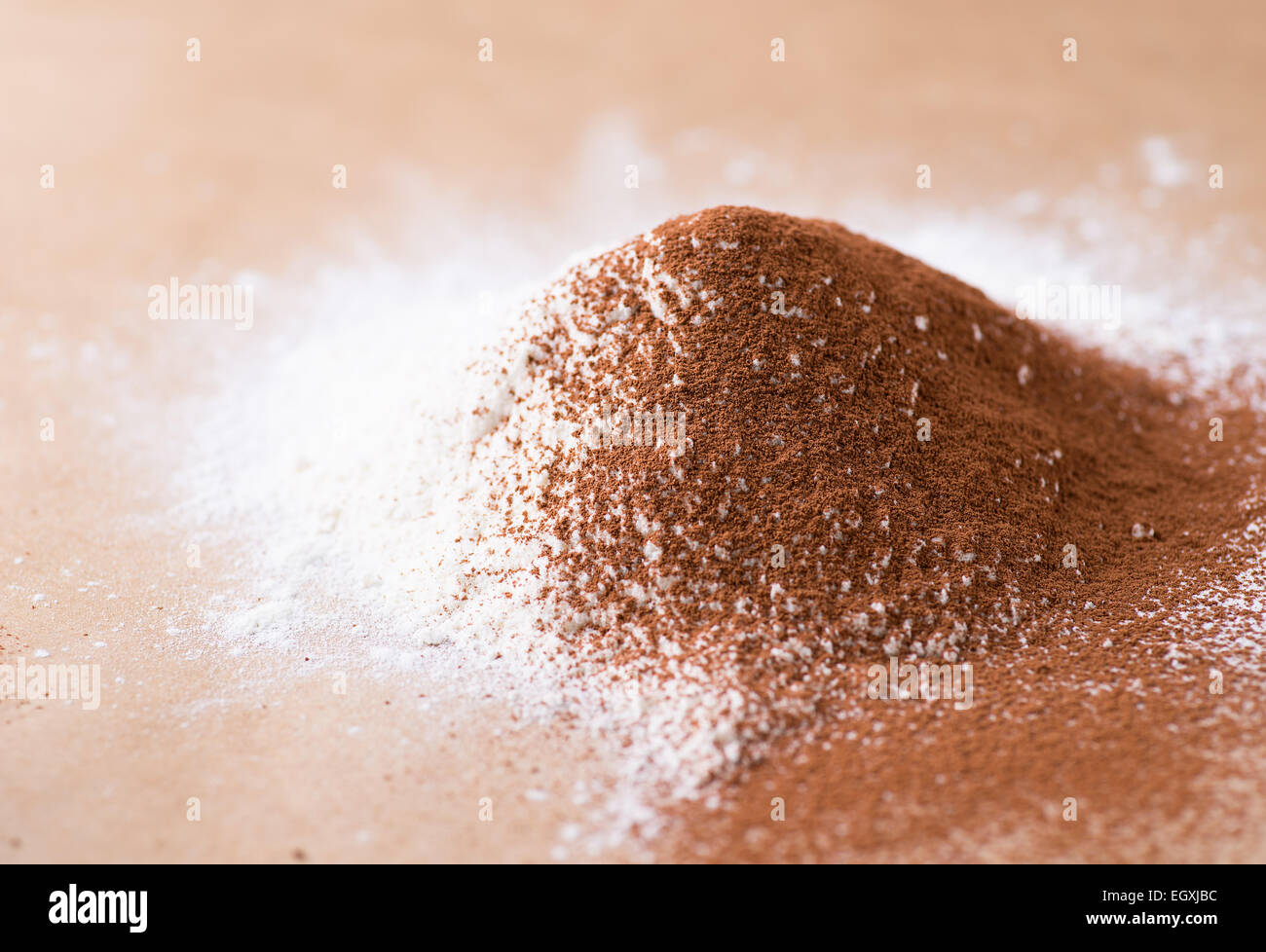 Cacao flour hi-res stock photography and images - Alamy