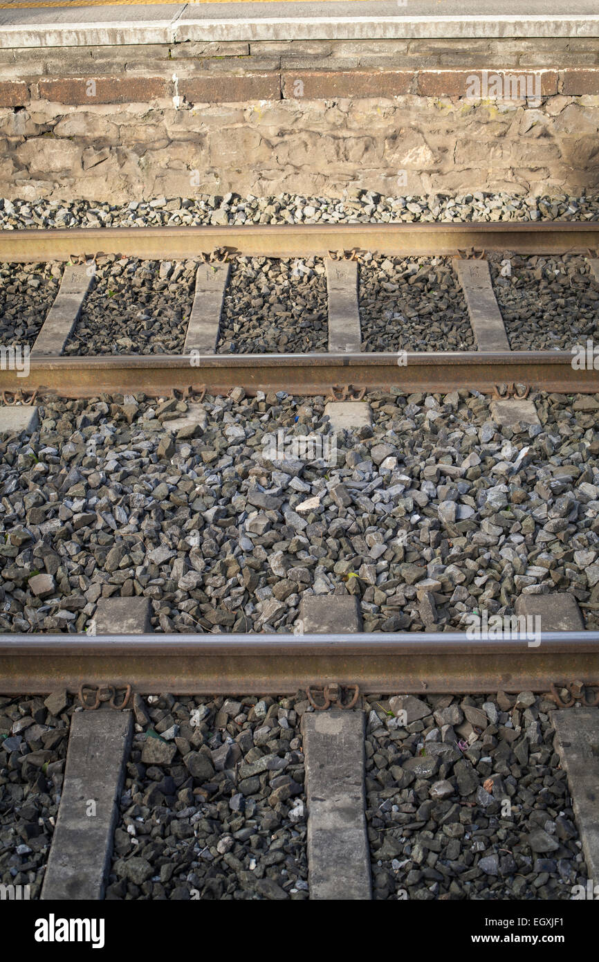 Train stop and train tracks Stock Photo - Alamy