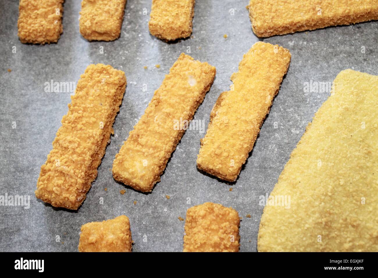 Baking paper fish hi-res stock photography and images - Alamy