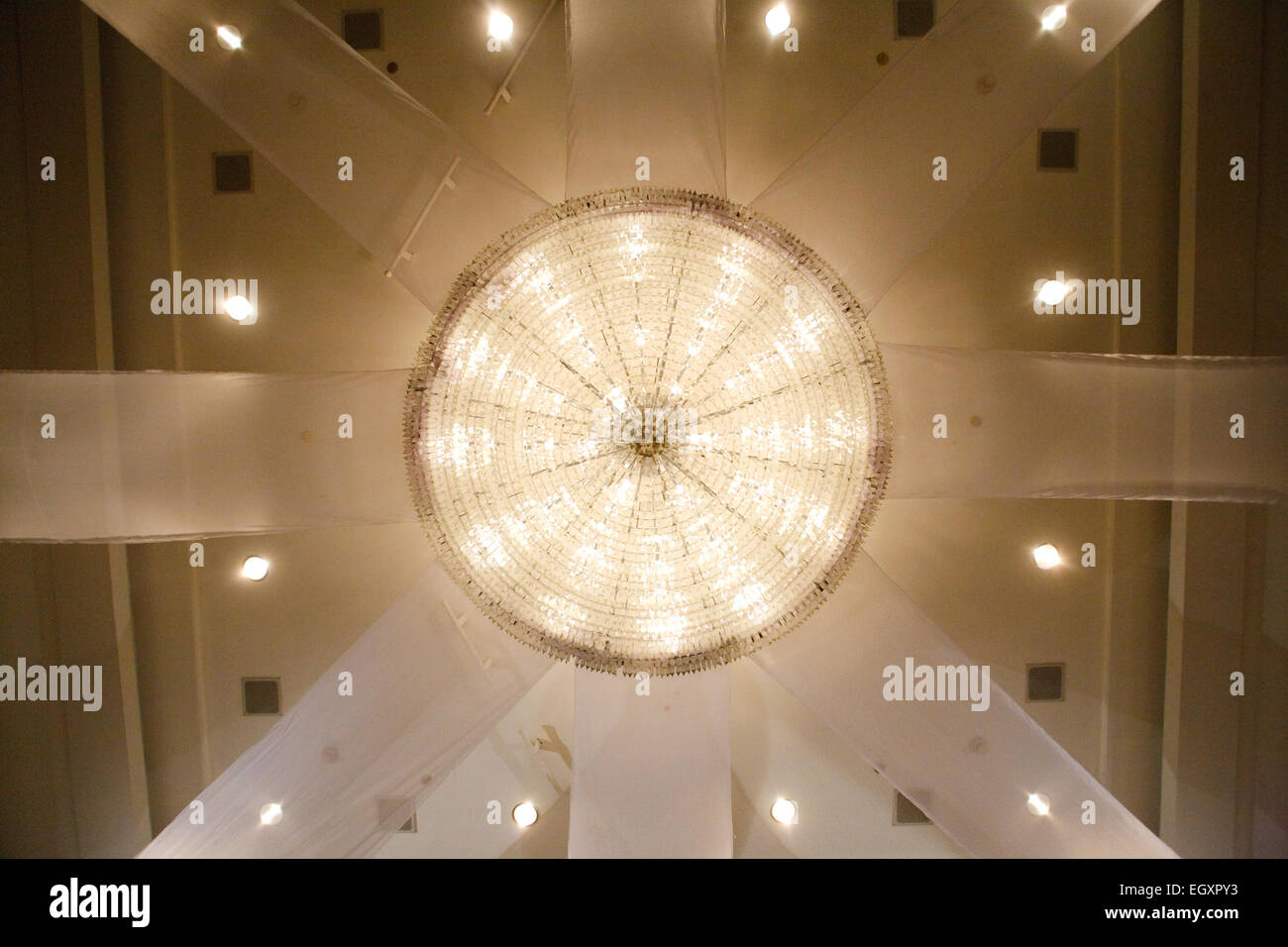 hallway, chandelier, lighting, system, bright, light Stock Photo - Alamy