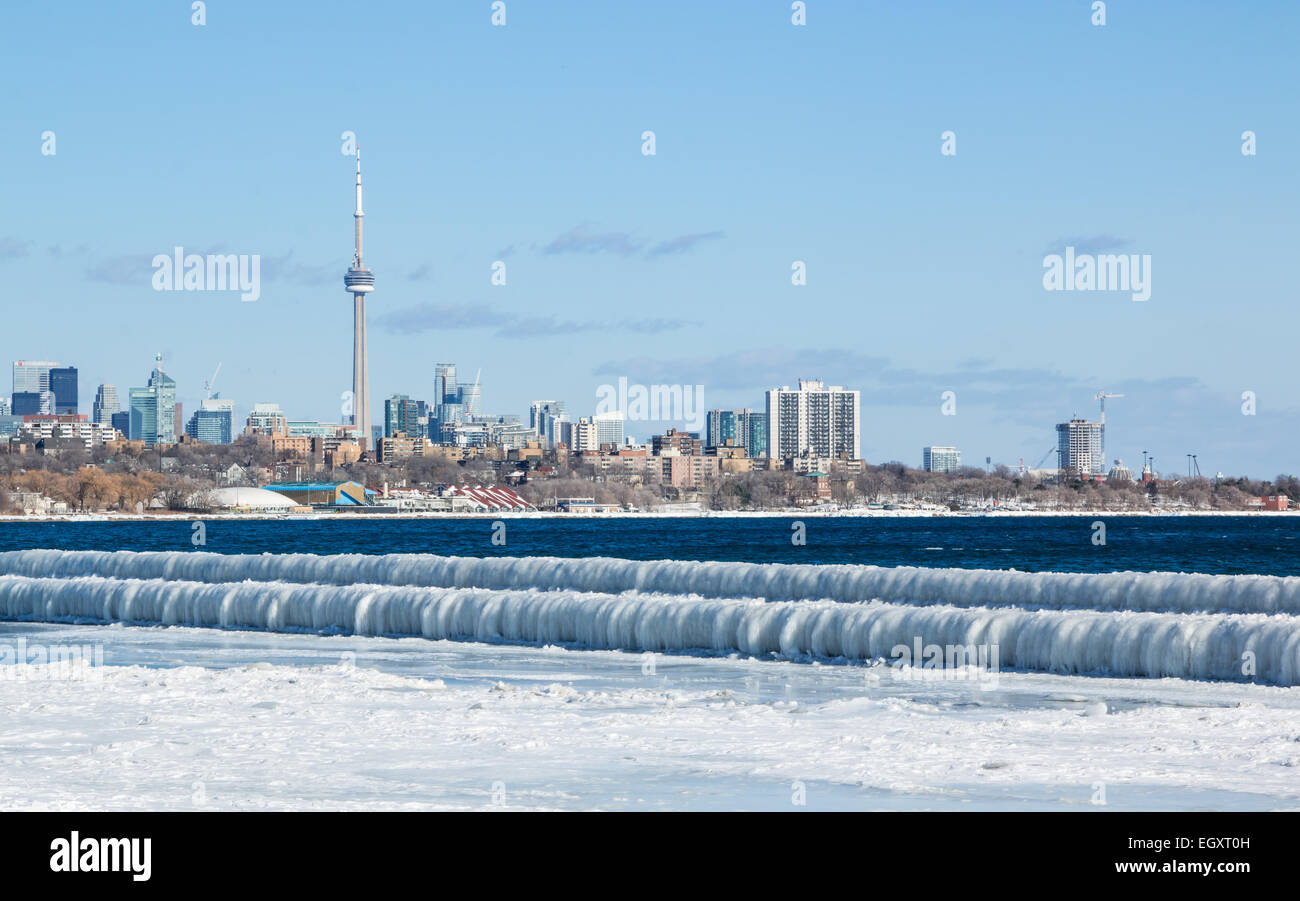 Toronto skyline winter hi-res stock photography and images - Alamy