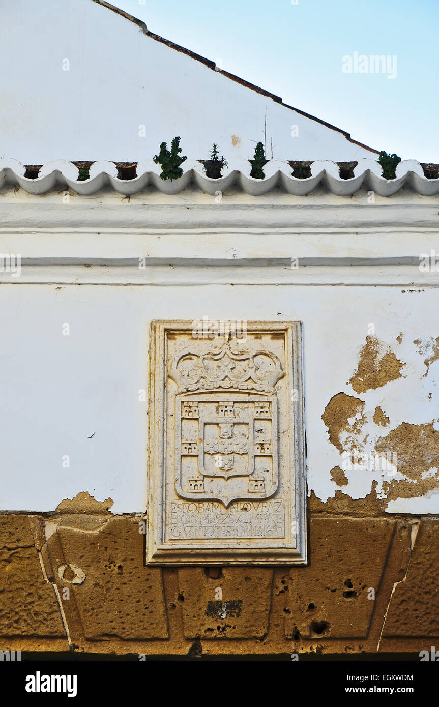 Coat of arms of portugal hi-res stock photography and images - Alamy