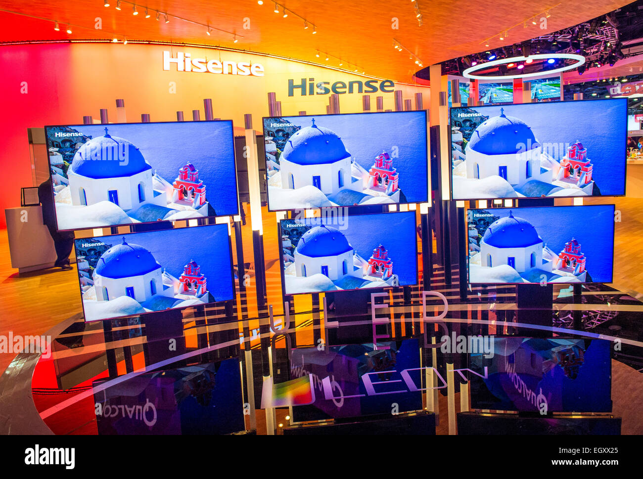 Hisense hi-res stock photography and images - Alamy