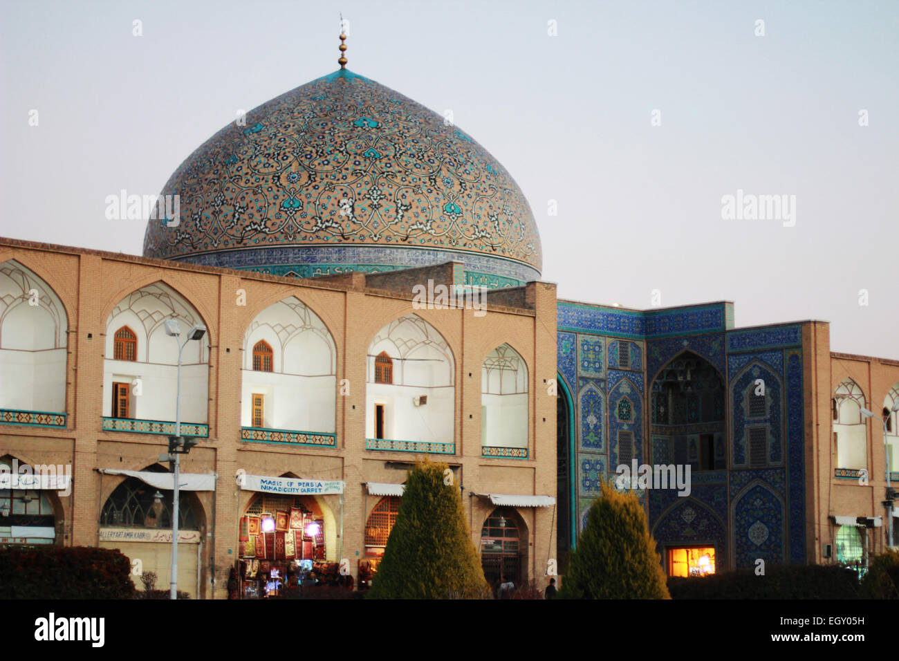 sheikh lotfollah mosque Stock Photo - Alamy