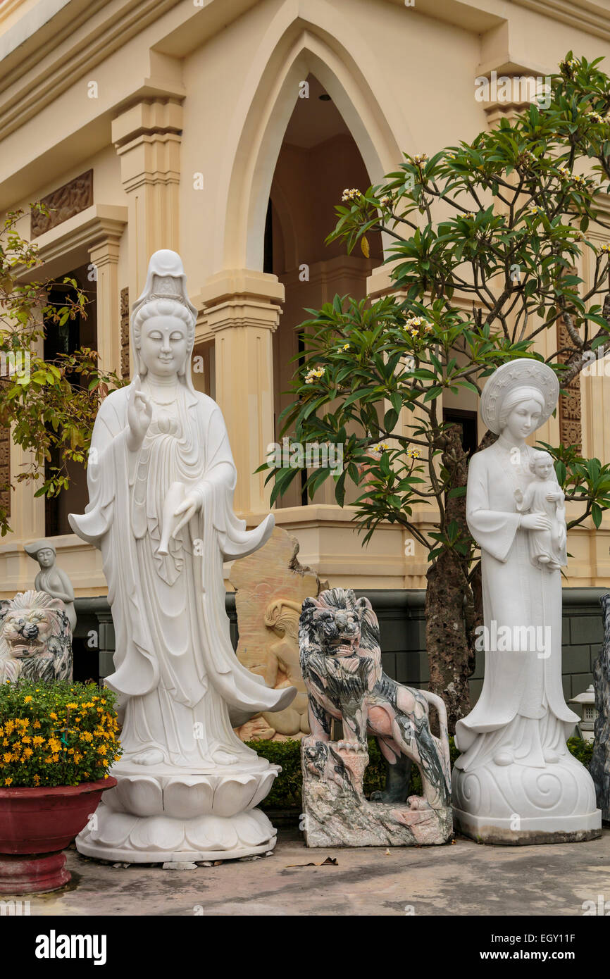 Sculptures at a marble factory near the quarries of the Marble ...