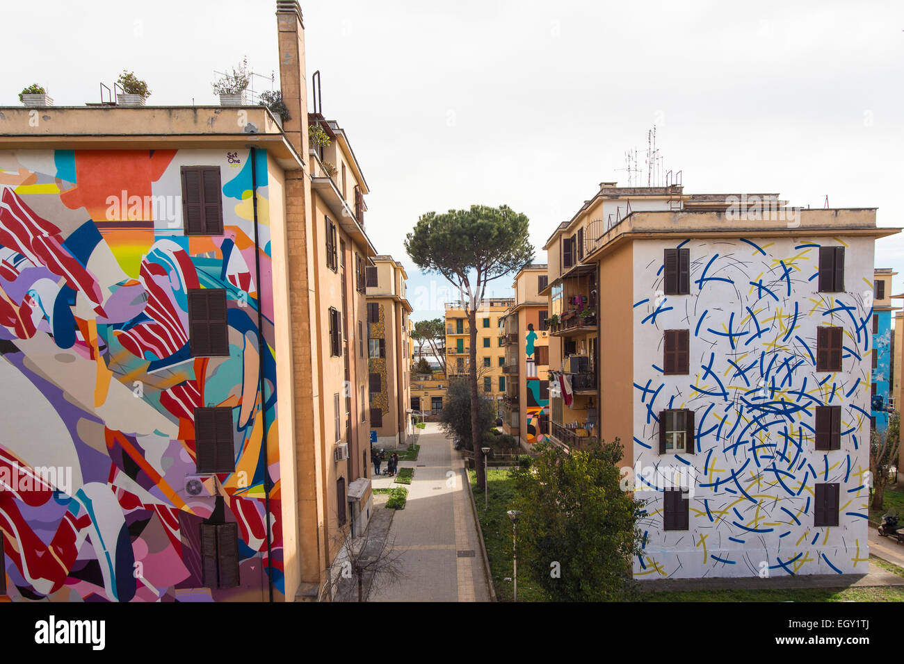 Street art rome italy urban satone hi-res stock photography and images ...