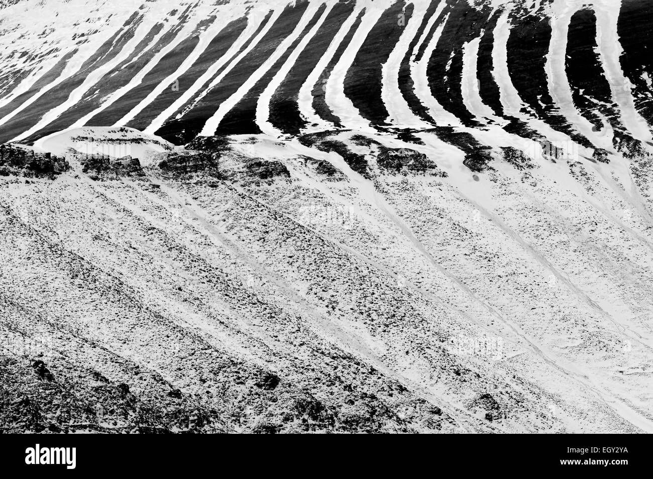 Mountain lines hi-res stock photography and images - Alamy