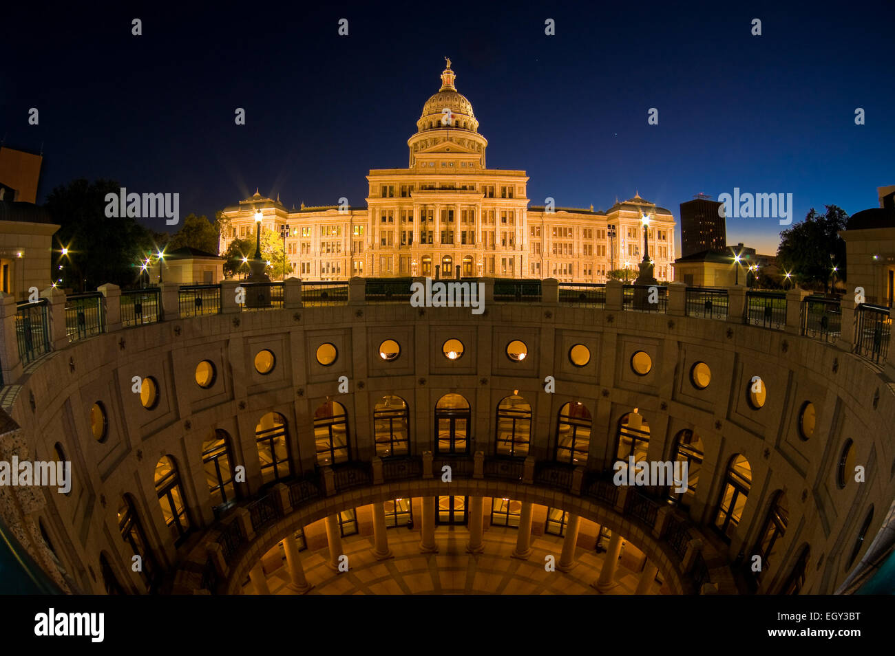 Texas State Capitol and underground rotunda at twilight in Austin ...