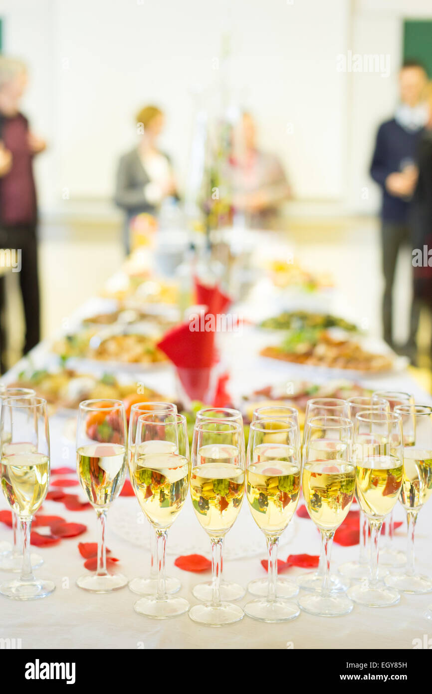 Banquet event. Champagne on table Stock Photo - Alamy