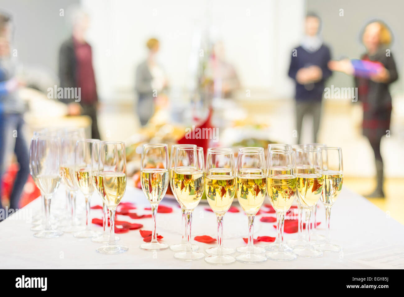 Banquet event. Champagne on table Stock Photo - Alamy