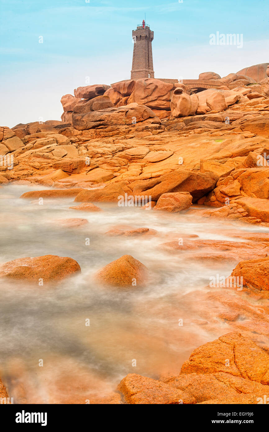 France, Brittany, Lighthouse at Cote de Granit Rose Stock Photo - Alamy