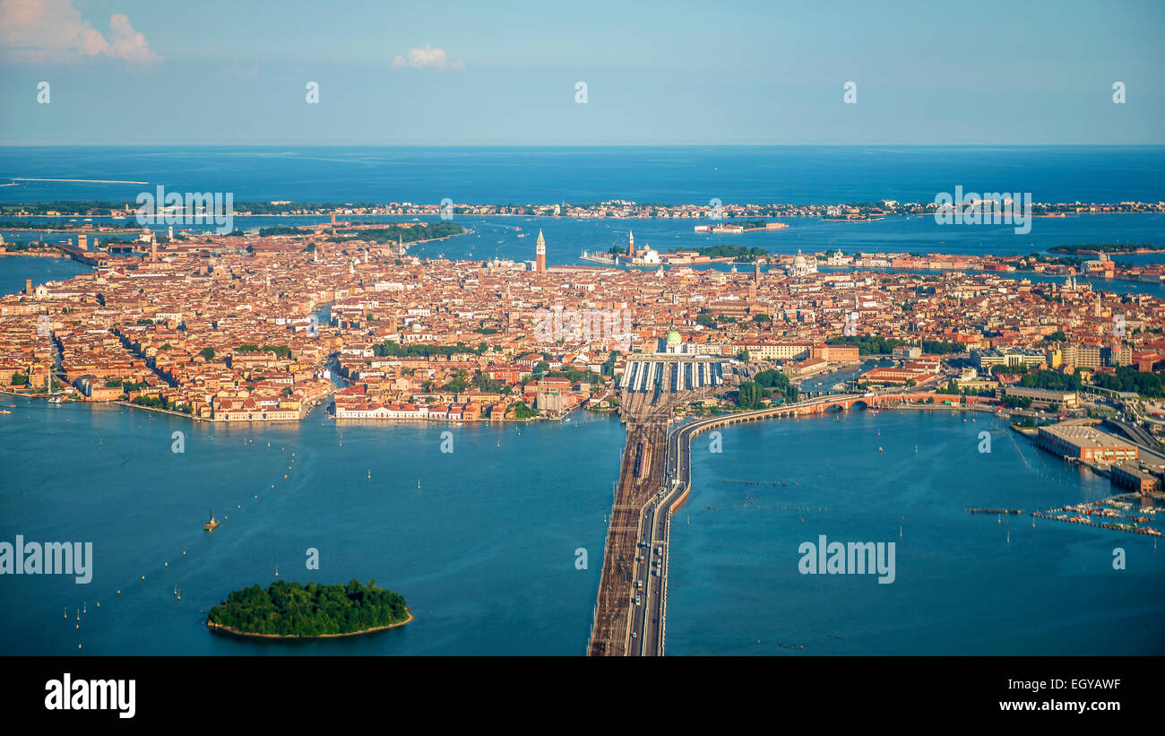 Venice aerial hi-res stock photography and images - Alamy
